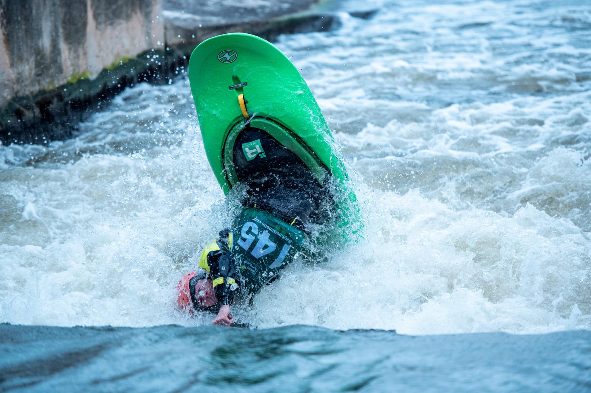 Freestyle kayaking- the categories explained! - Del Likes Kayaking